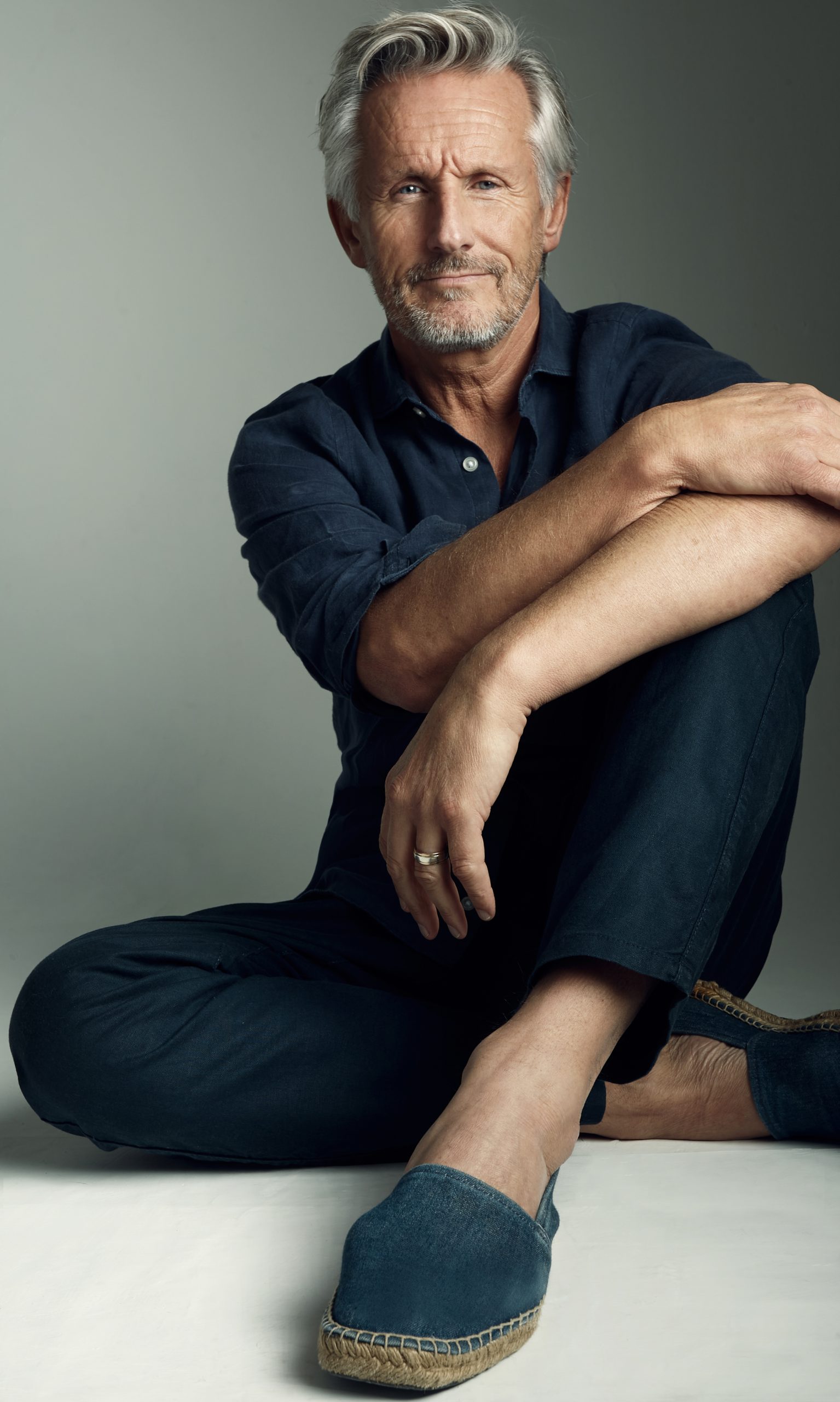 Simon R. - The BESTAGE MODELS International