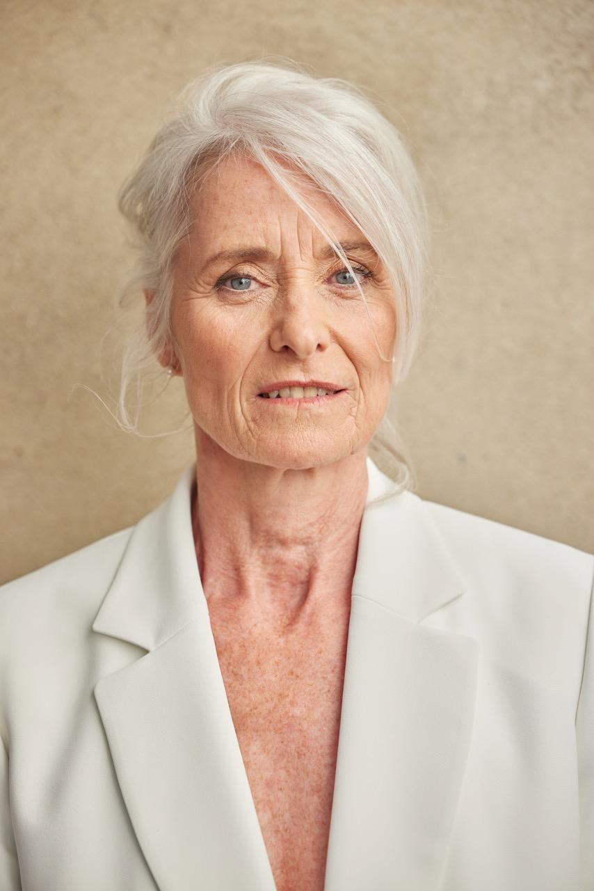 Hella - The BESTAGE MODELS International